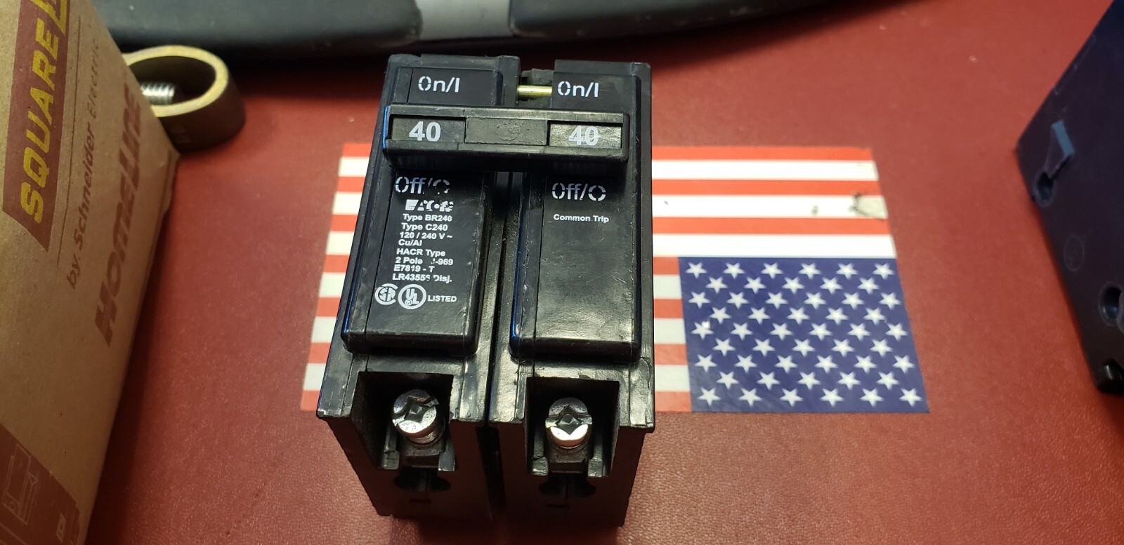 NEW Eaton BR240 C240-Circuit Breaker 120/240V 40A ( A2-2C) | eBay