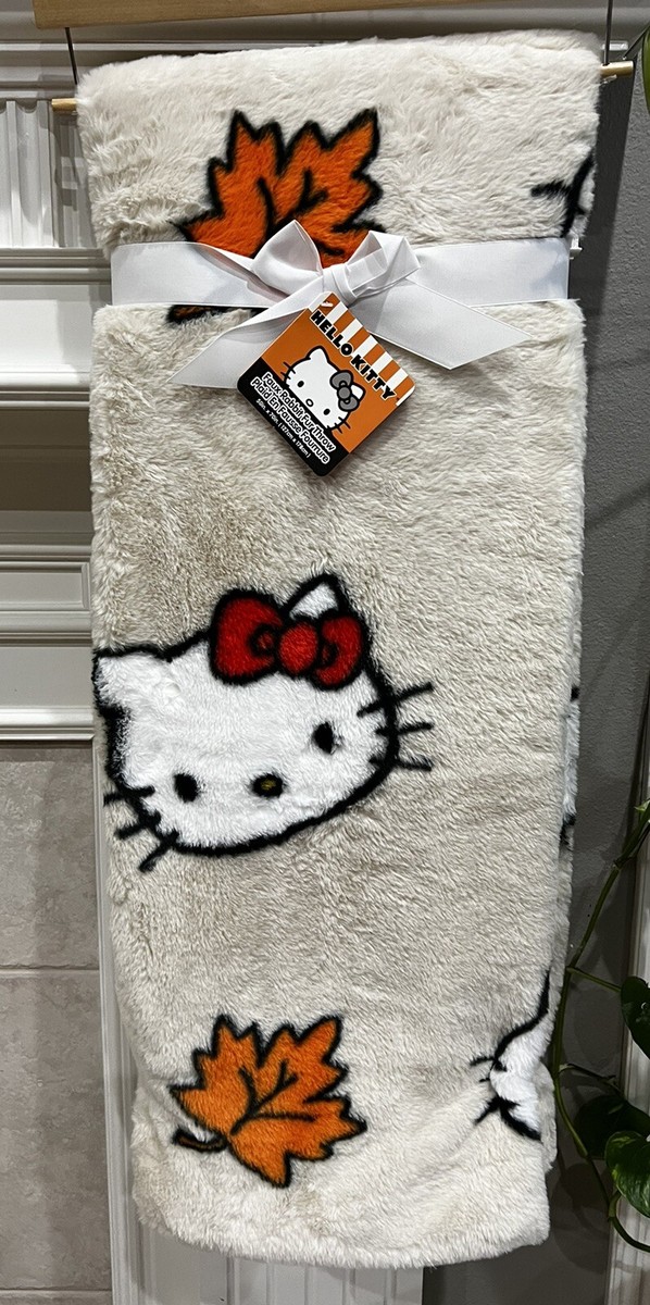 Hello Kitty Autumn