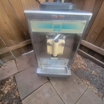 Frozen Drink & Slush Machines - Taylor Model