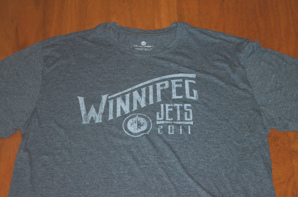 New WINNIPEG JETS Mens Size- Large NHL Hockey Levelwear BEER LEAGUE Tee ...