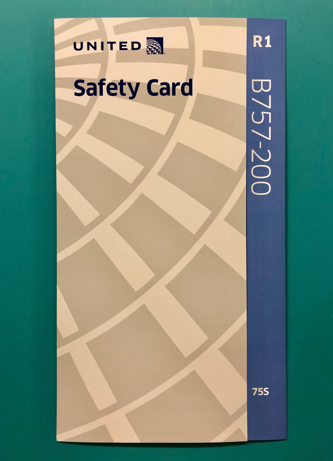 2019 UNITED AIRLINES SAFETY CARD--757-200S Rev 1 | eBay