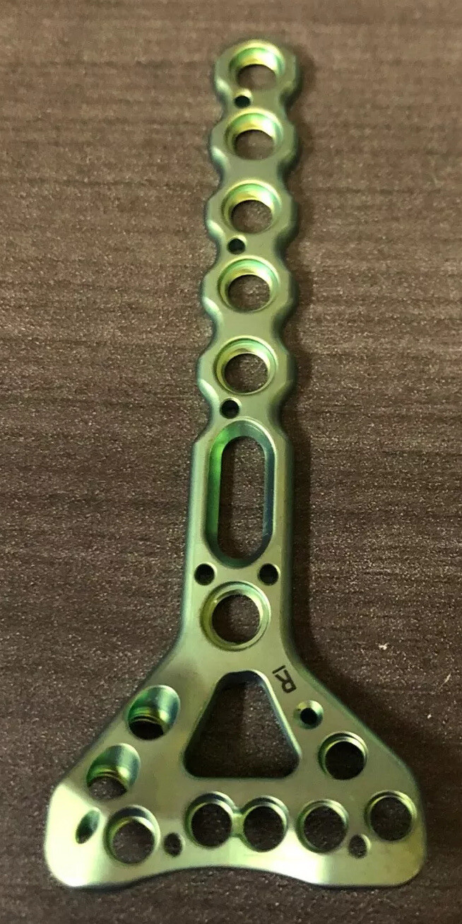 Arthrex Titanium Volar Distal Radius Plate, 7-hole, wide width, right ...