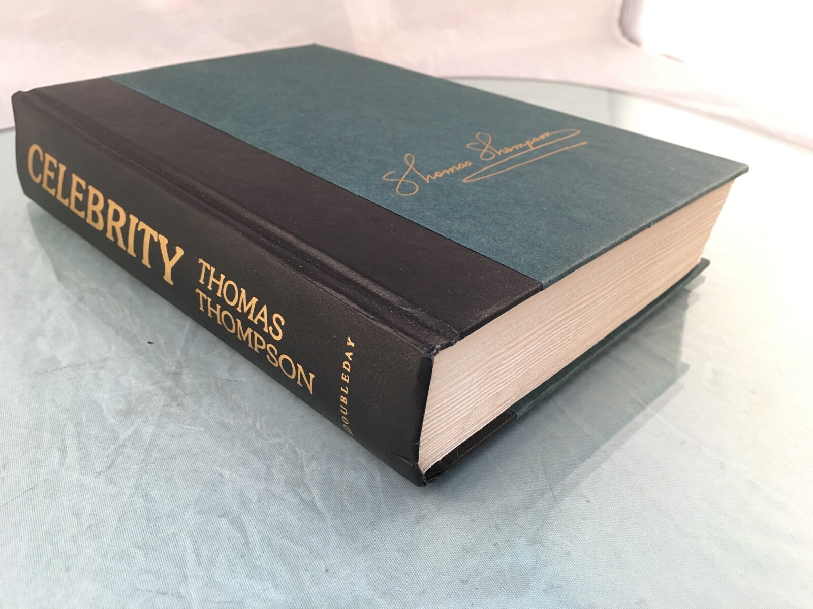 CELEBRITY Thomas Thompson SIGNED & INSCRIBED Book Club Edition Book VF+ ...