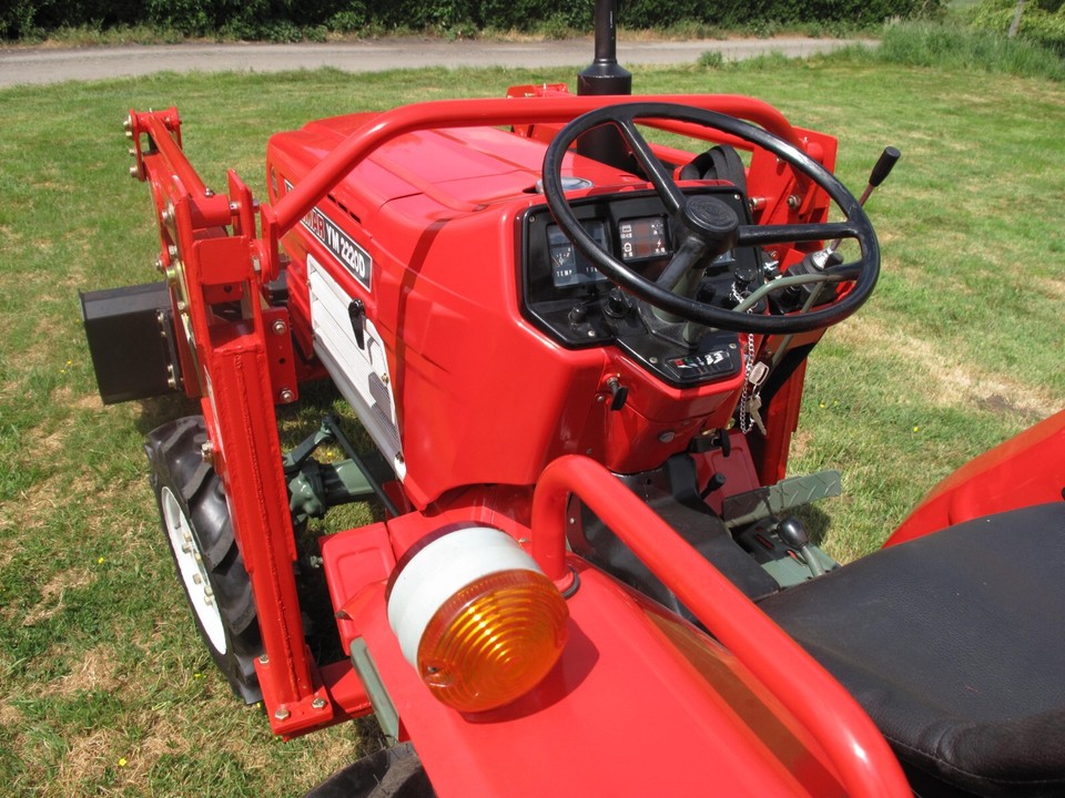 Yanmar YM2220 compact tractor with new loader | eBay UK