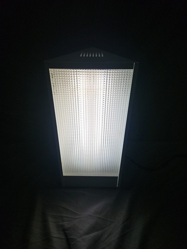 Sunbox Sunsation Therapeutic Light Therapy Table Desk Top Box Seasonal ...