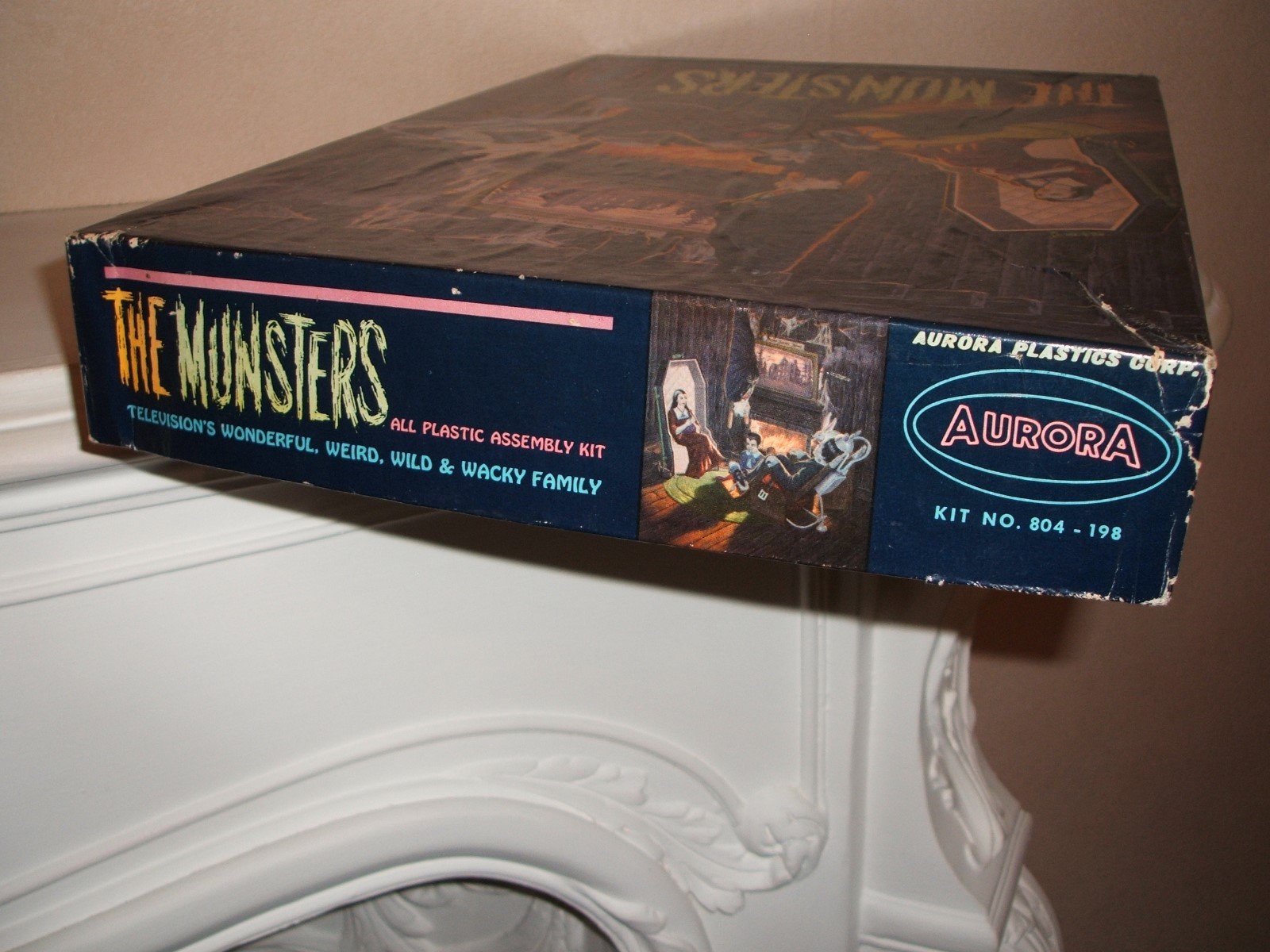 AURORA THE MUNSTERS MODEL KIT MINOR ASSEMBLY IN MID GRADE U.S BOX VERY ...