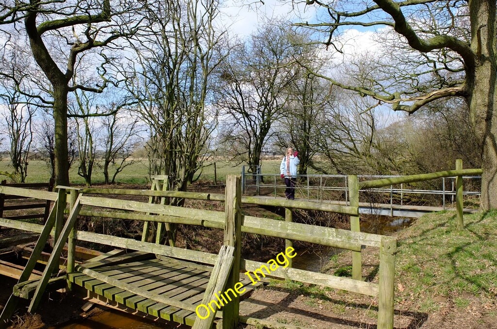 Photo 6x4 Old and new bridges over Arley Brook Budworth Heath The ...