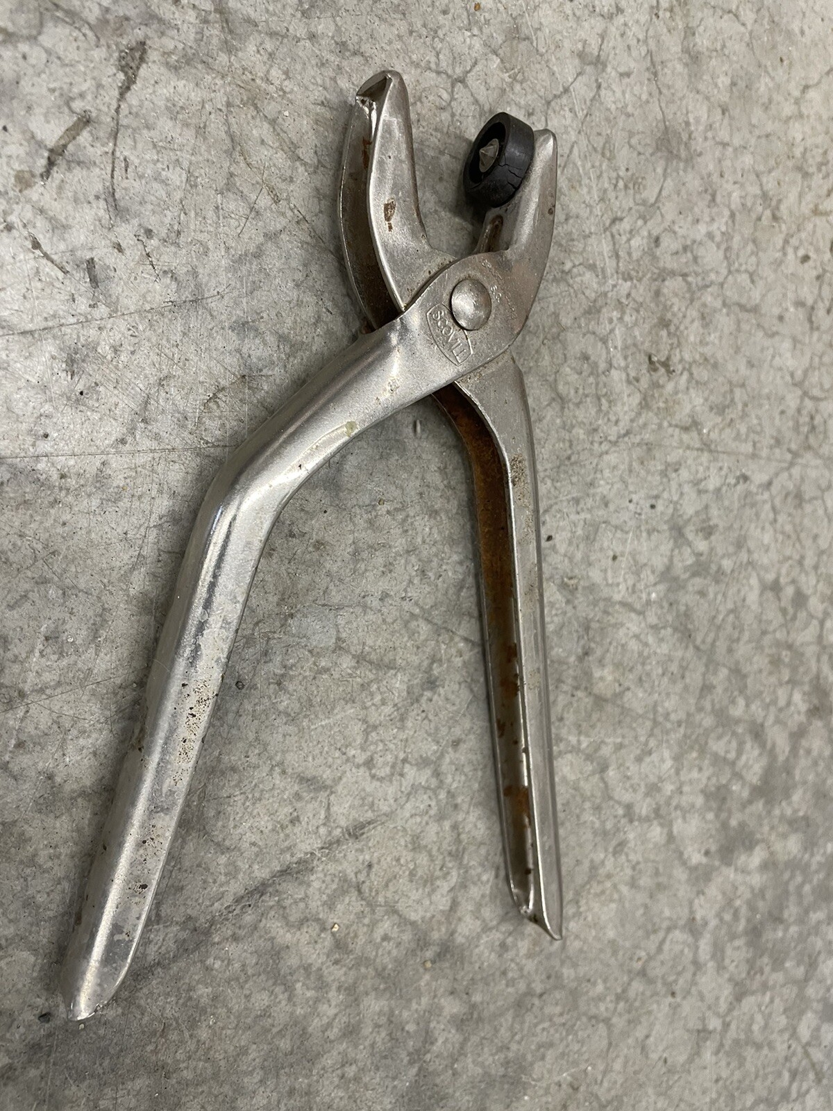 FT1 Vintage Scovill Snap Metal Rivet Punch Grommet Pliers Made in USA ...