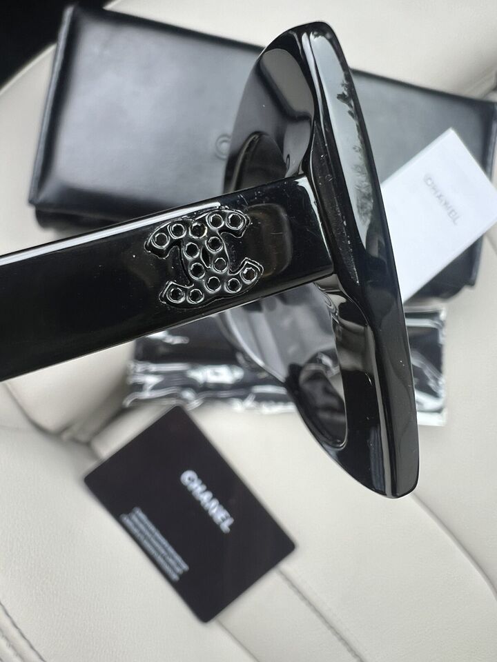 Authentic CHANEL Sunglasses CH5422B Women's Polarized-Black New With ...