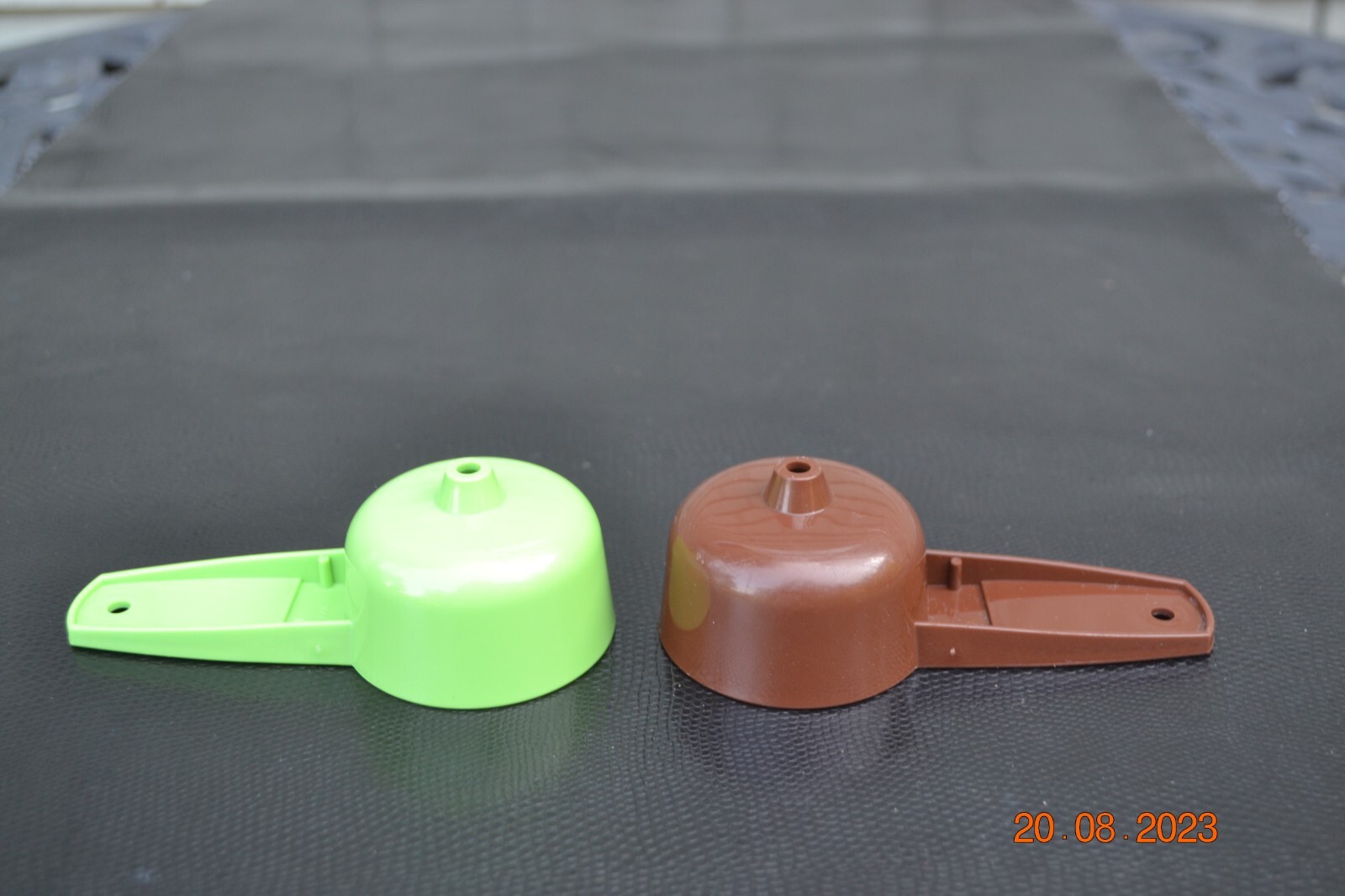 2 VTG Tupperware Mini Funnels 877 Mint Green & Brown Retro Kitchen. | eBay