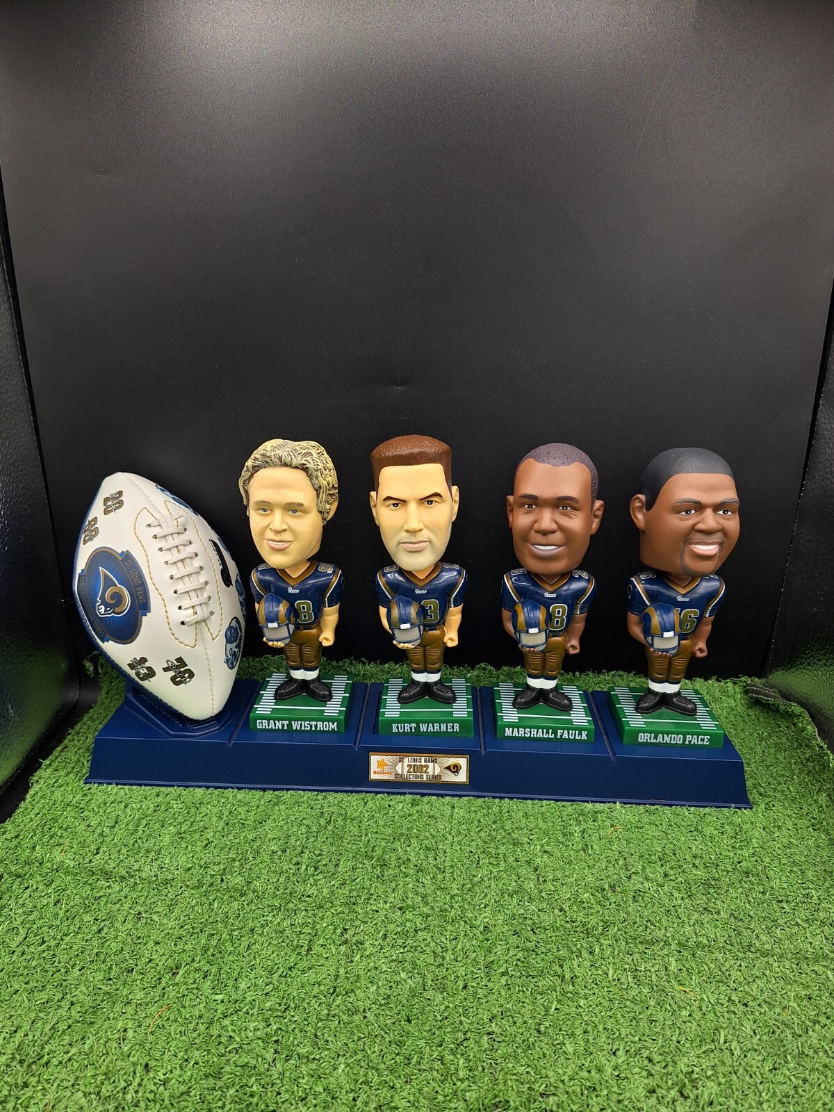 Hardee's 2002 St. Louis Rams Collector's Series. Bobbleheads And Mini ...