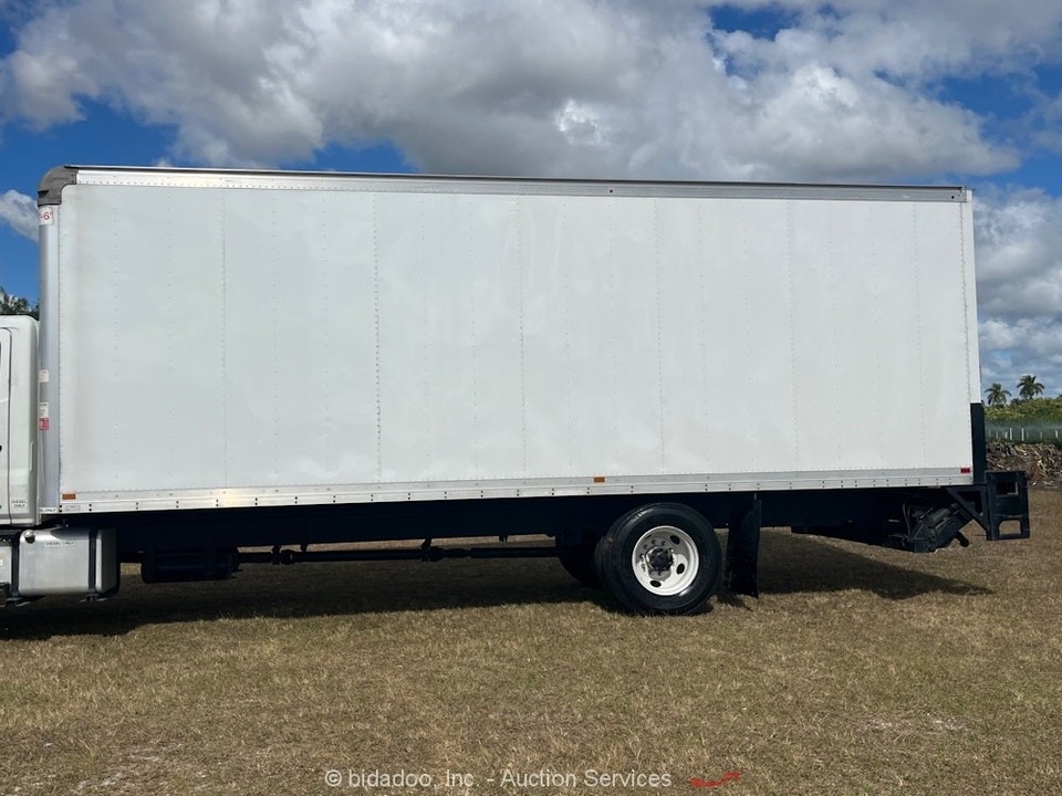 2017 Hino 268B 26' S/A Cargo Box Truck Delivery Van Liftgate A/T Diesel ...