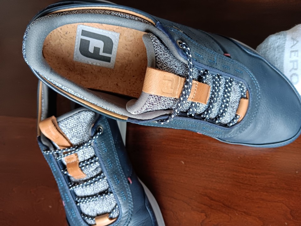 Footjoy Stratos Versatrax 50043 Spike-less Blue Leather Golf Shoes Men ...