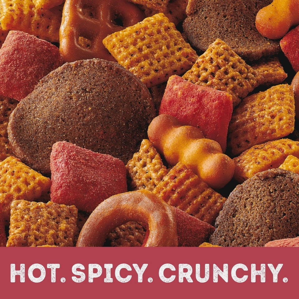 Chex Mix Hot and Spicy Savory Snack Mix, Family Size Snack Bag, 13.5 oz ...