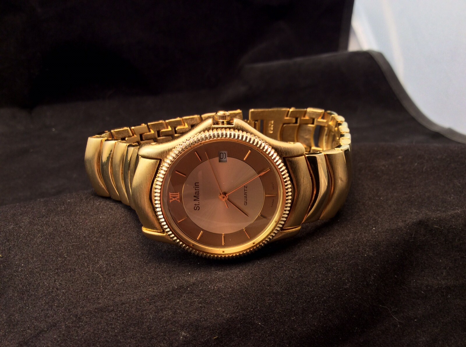 Nice ST MARIN Quartz Watch With Date Window Gold Tone Bracelet Band ...