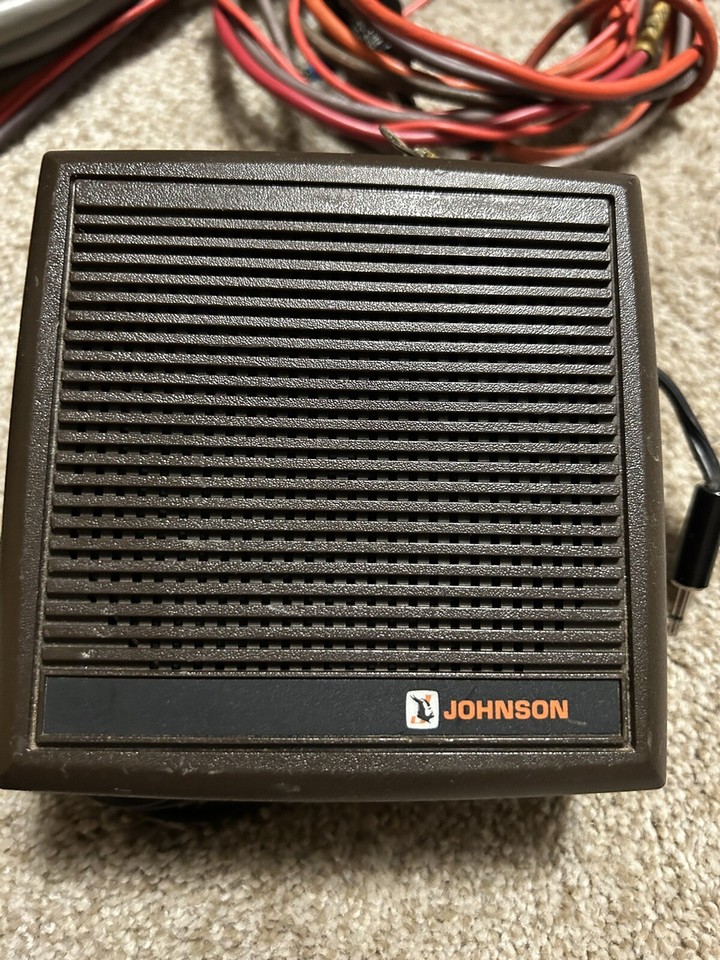 EF Johnson Transcom II Two Way Radio With All Cabling & Speaker | eBay
