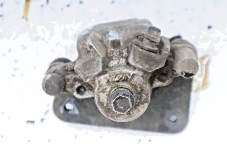 2005 YAMAHA KODIAK 400 Rear Brake Caliper 1D9-2580V-02-00 165Y | eBay