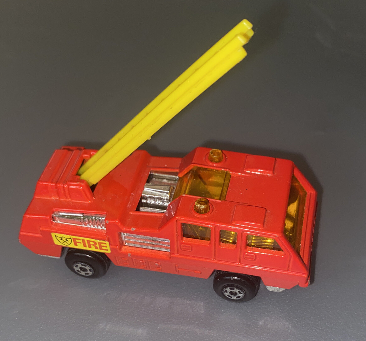 Matchbox Superfast Lesney #22 Blaze Buster Ladder Truck Fire Engine 1/ ...