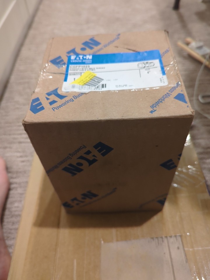 Eaton Crouse-Hinds CGFP1023 4" Armor Cable Fitting Straight Body Male ...