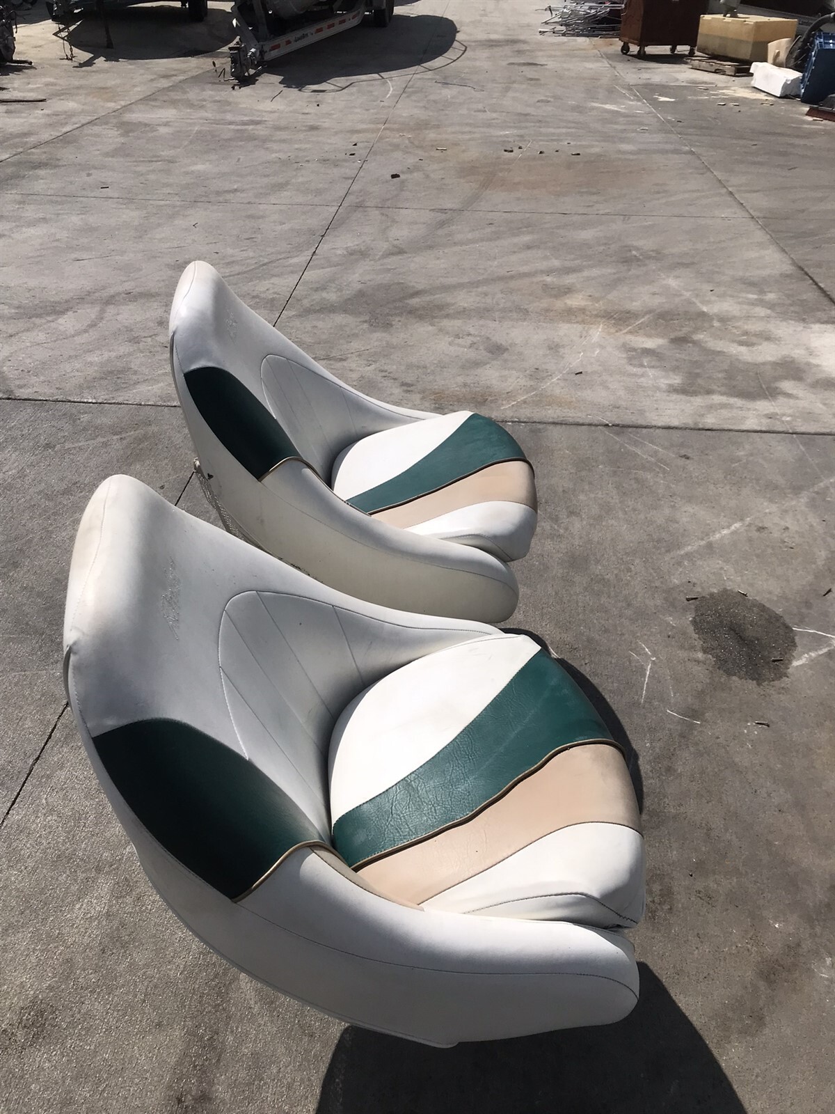 Rinker boat captains chair chairs seats set with mount base pedestals ...