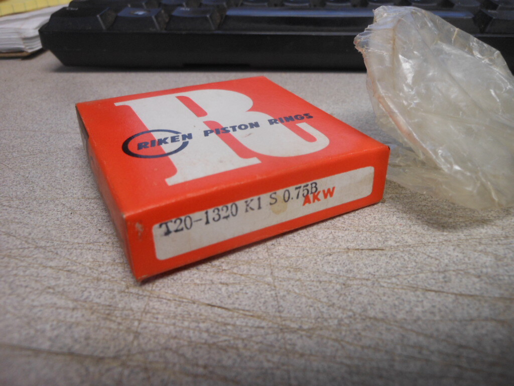 NOS Riken 0.75 3rd O/S Keystone Piston Rings Suzuki T20 Super Six ...