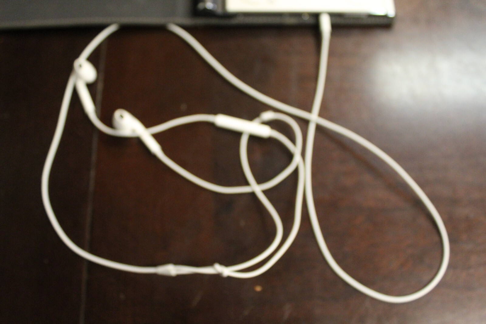 Sony PRS-505 6" Silver eBook Portable Reader with light support