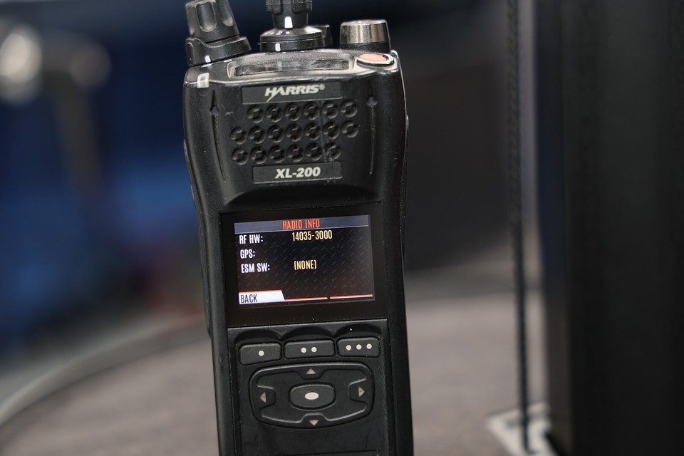 Harris XL-200P P25 AES DES 136-865 MHz Phase II FPP 2.5 Black *WIDEBAND ...