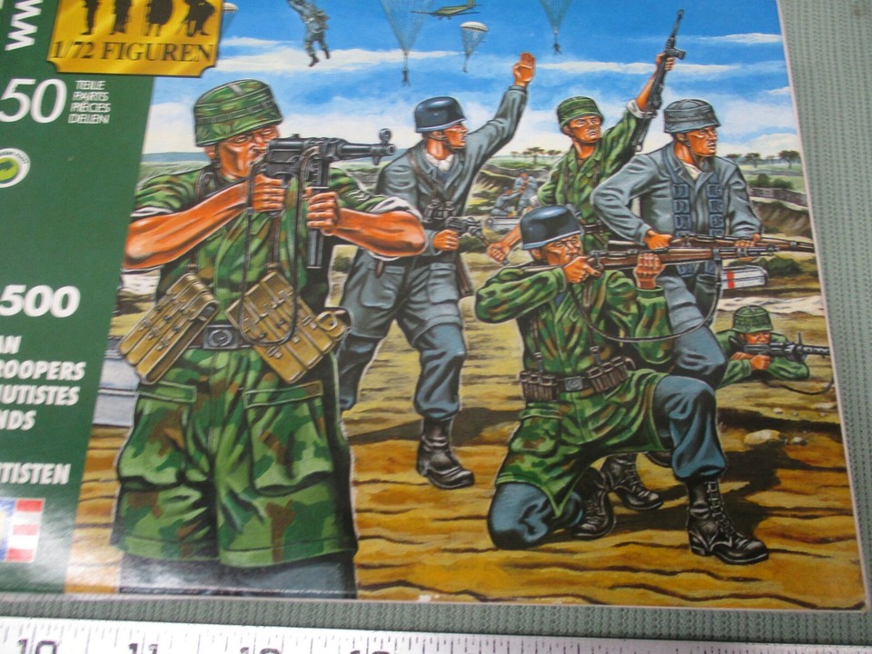 Revell 1/72 Scale War Models No 2500 World War Two German Paratroopers ...