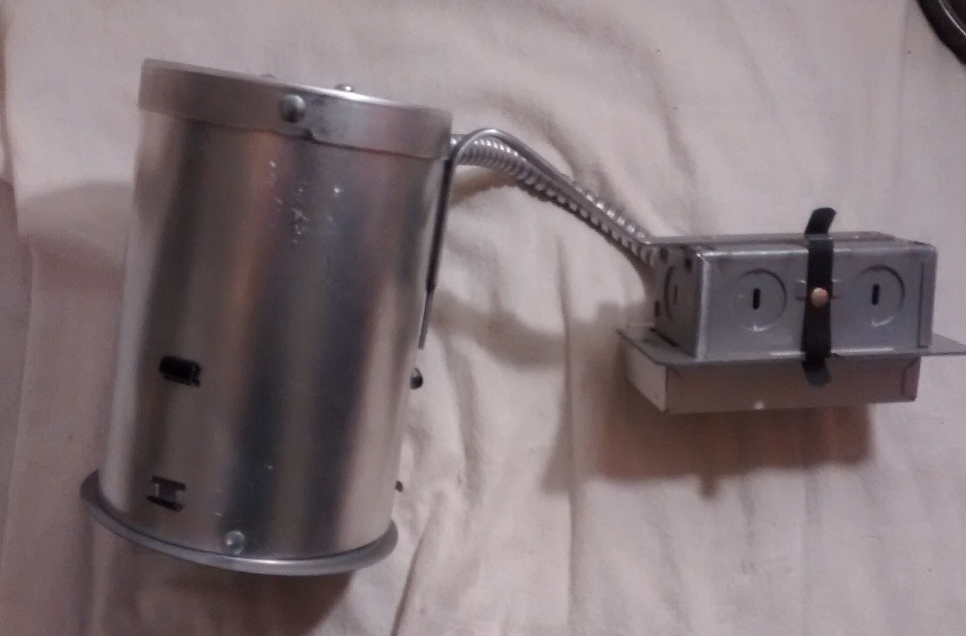 New, Juno Recessed Lighting ICPL412RE 4'' Fluorescent 13W IC Type w ...