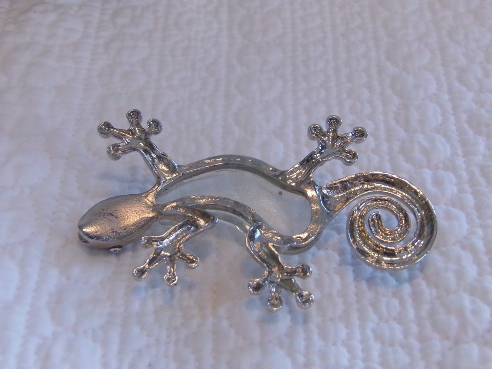 Beachcombers White Frosted Glass Gecko Silver Tone Figurine Gift New | eBay