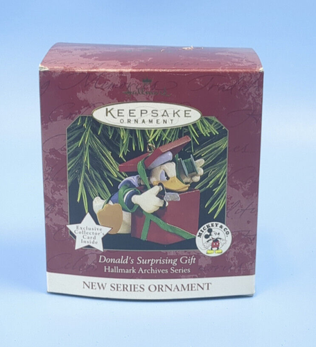 Donald Duck Ornament Hallmark Keepsake Disney Donald’s Surprising Gift ...