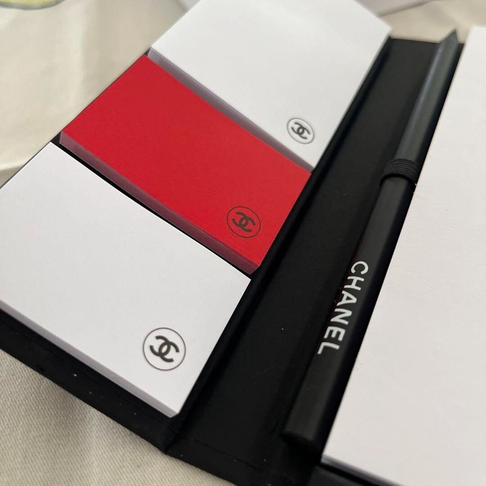 CHANEL LA Collection Sticky Note Notebook, Pencil/ Camellia Bookmark ...