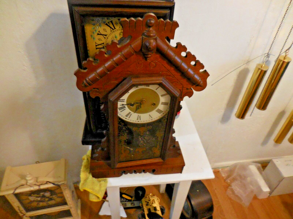 ANTIQUE RARE E.N. WELCH 1878 Co. Conn. USA "THE DAISY" WALNUT 30HOUR ...