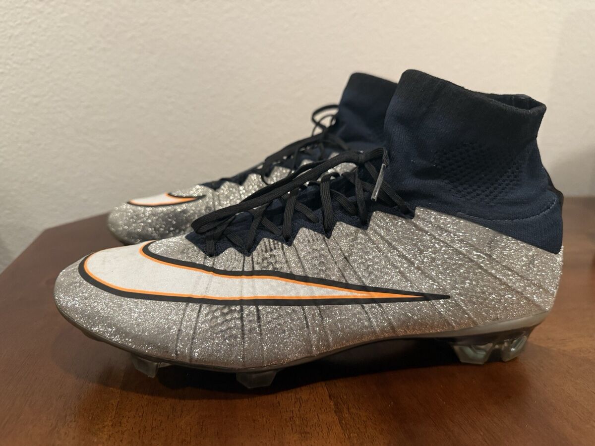 NIKE Mercurial Superfly IV 4 CR7 AG-R Silver Soccer Cleats NIKE Mercurial Superfly IV 4 CR7 AG-R Silver Soccer Cleats