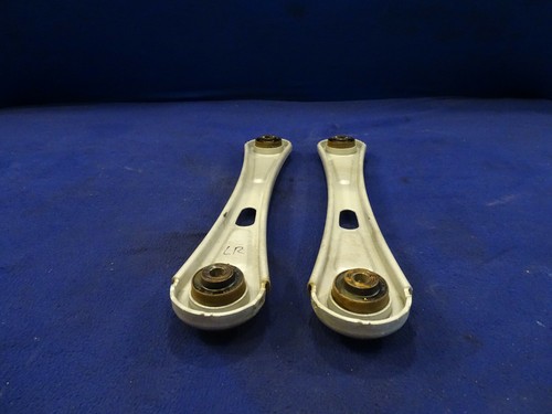 13 2013 Ford Mustang Shelby GT500 Rear Lower Control Arm Pair Of Arms ...