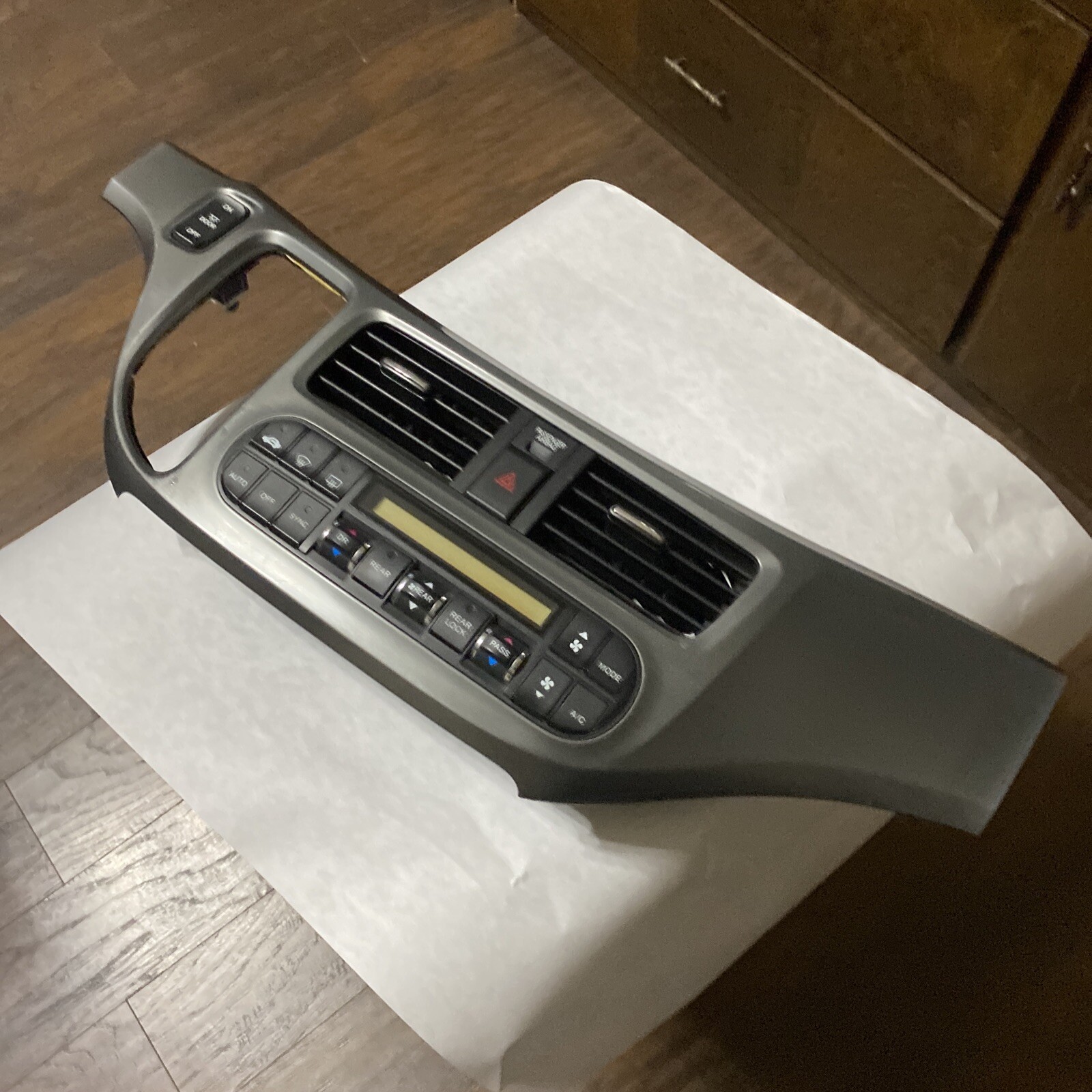 2005-2010 HONDA ODYSSEY AC HEATER CLIMATE CONTROL WITH VENTS AND BEZEL ...