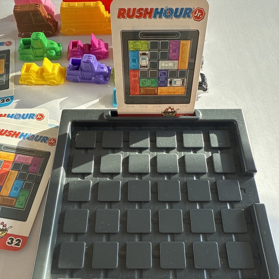 RUSH HOUR JR Junior Traffic Jam LOGIC GAME ThinkFun STEM Educational ...