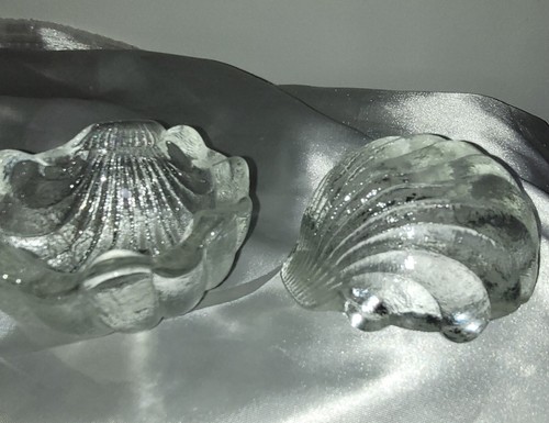 Set of 2 Vintage Clear Sea Shell Glass Condiment Dishes Excellent Shape ...