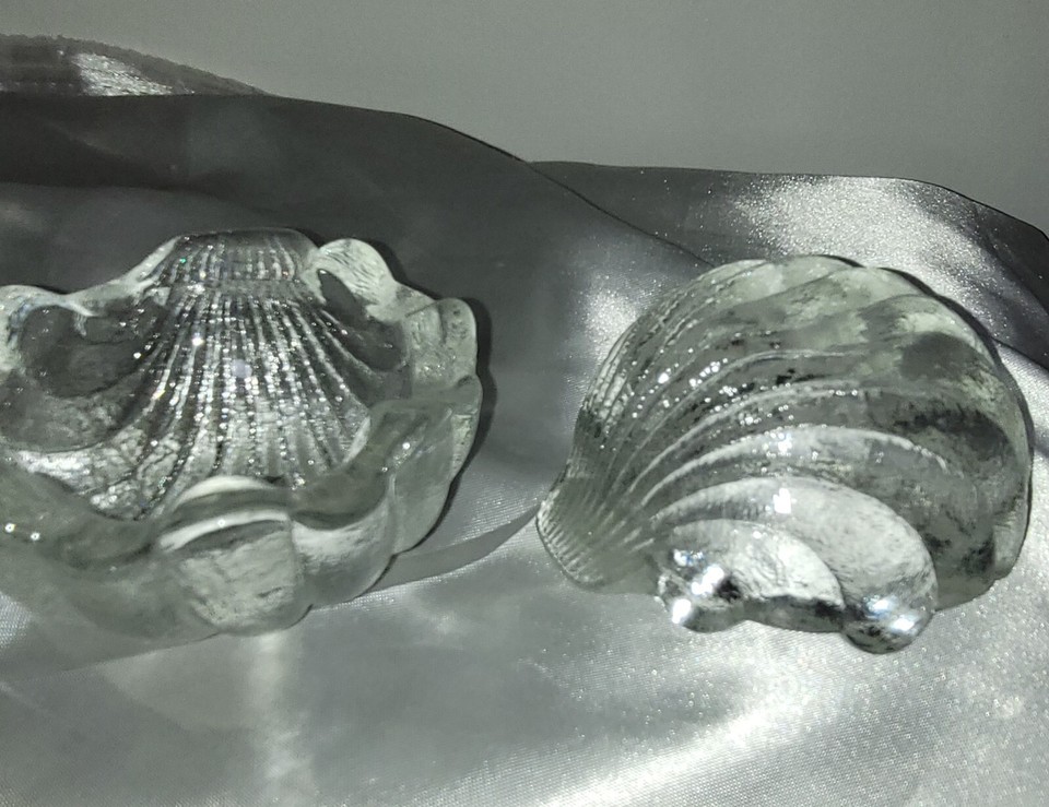 Set of 2 Vintage Clear Sea Shell Glass Condiment Dishes Excellent Shape ...