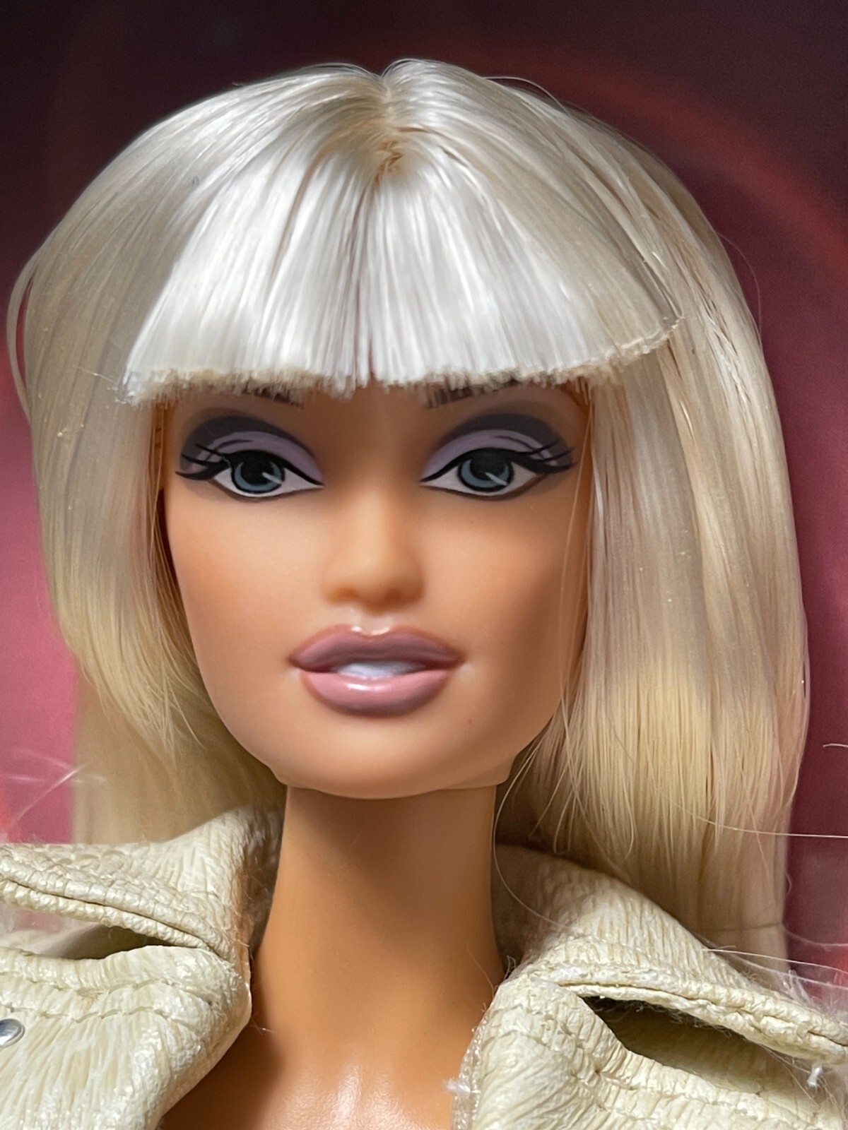 VERSUS VERSACE BARBIE 2004 - B9767 - BC GOLD LABEL - WITH SHIPPER | eBay