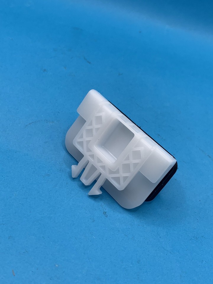 (Bag of 5) Rocker Panel Moulding Clip for Traverse Enclave CT4 CT5 GM ...