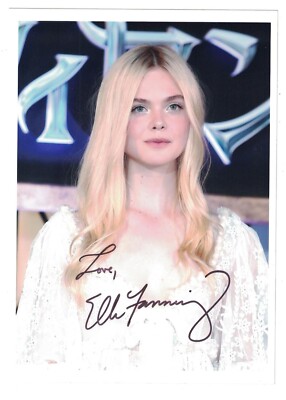Elle Fanning Signed Autographed 5 x 7 Photo Actress | eBay