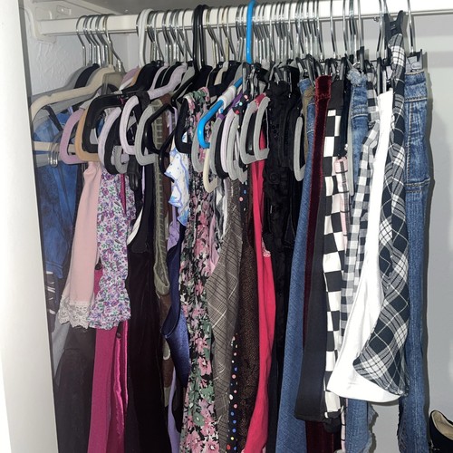 Bundle/Lot Womens Clothing Trendy Items, Size Medium & Large Pre-owned ...