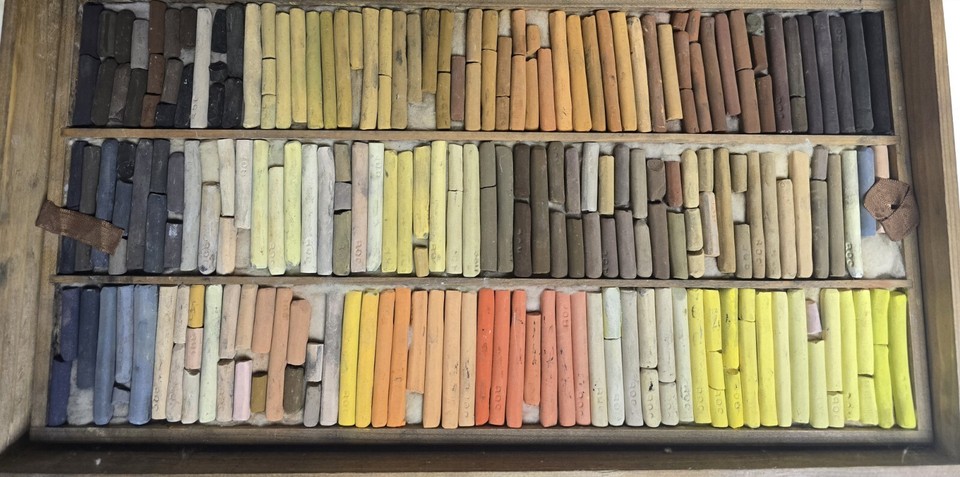 Henri Roche Complete Pastel Set of 450 in Wooden Box, 3 Trays | eBay