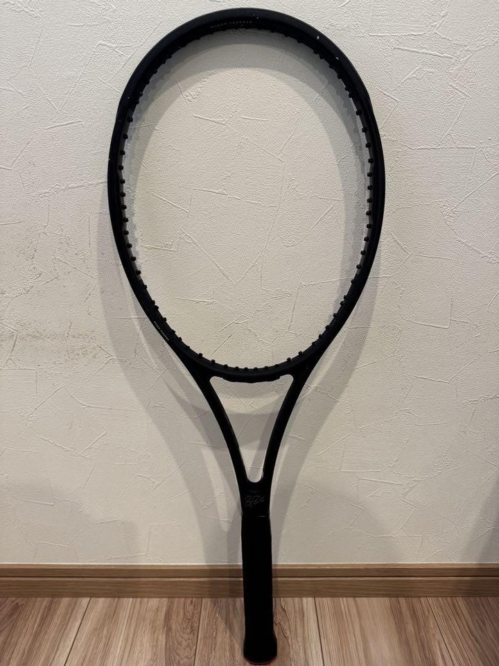 Wilson tennis racket PRO STAFF RF97 V11.0 grip size 4 1/4 used | eBay