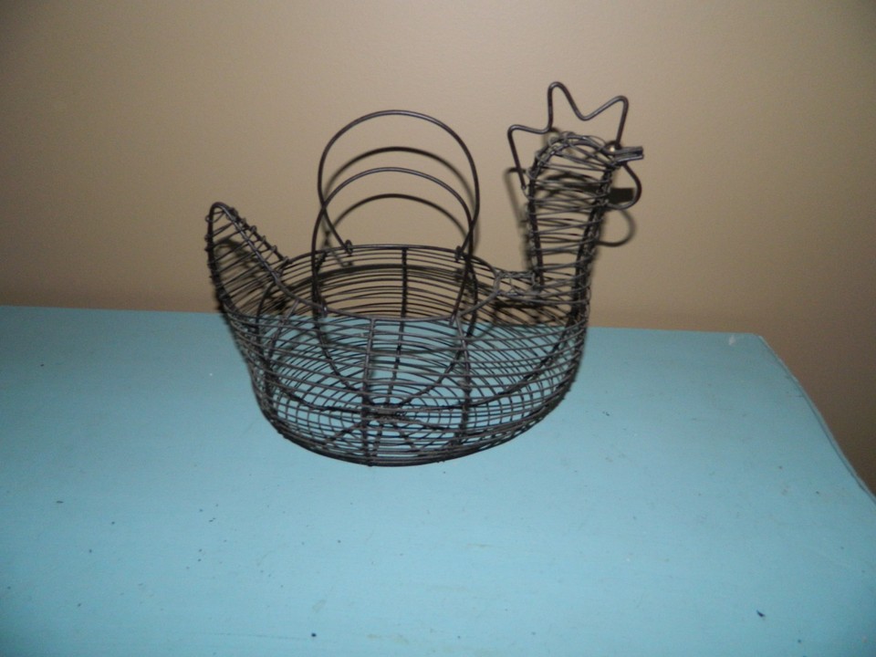 Vintage Primitive Metal Wire Chicken Rooster Egg Basket Gathering ...
