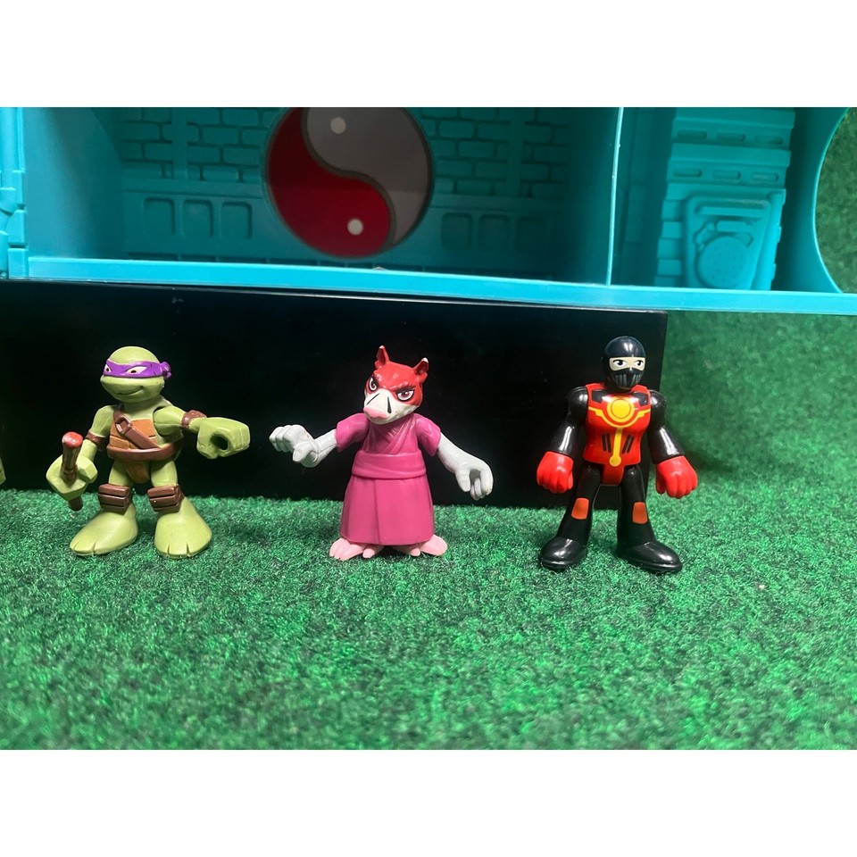 TMNT Half Shell Heroes Sewer Lair Playset Chinatown Lot 2014 w/ Figures ...