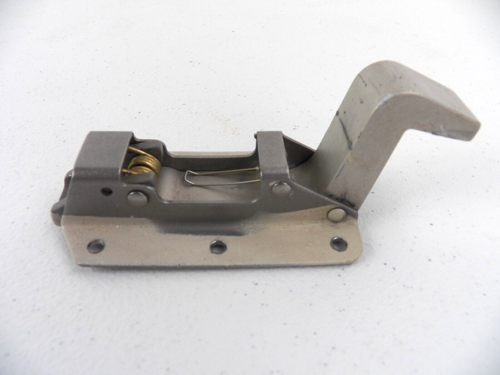 Piper PA-46-350P Baggage Door Latch Assy 472-203 Hartwell 83014/H3056-1 ...