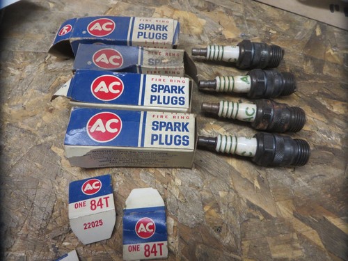 OEM # R84T GM General Motors AC DELCO FIRE RING spark plug 4 PIECES NEW ...