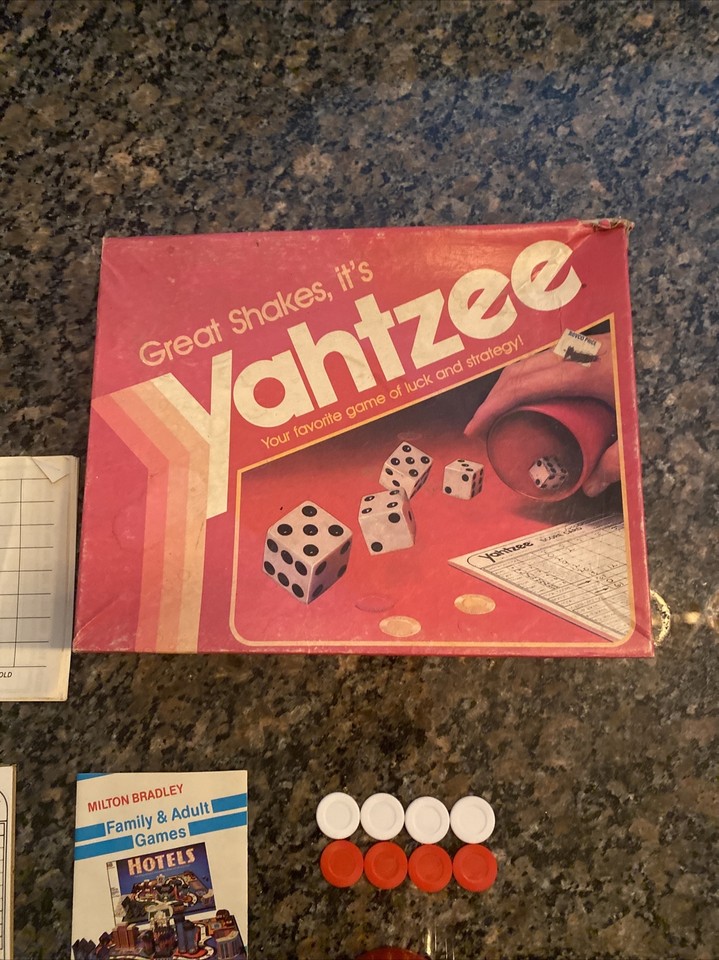 Word Yahtzee Game Complete 1982 Complete Dice & Chips With Scorecard | eBay